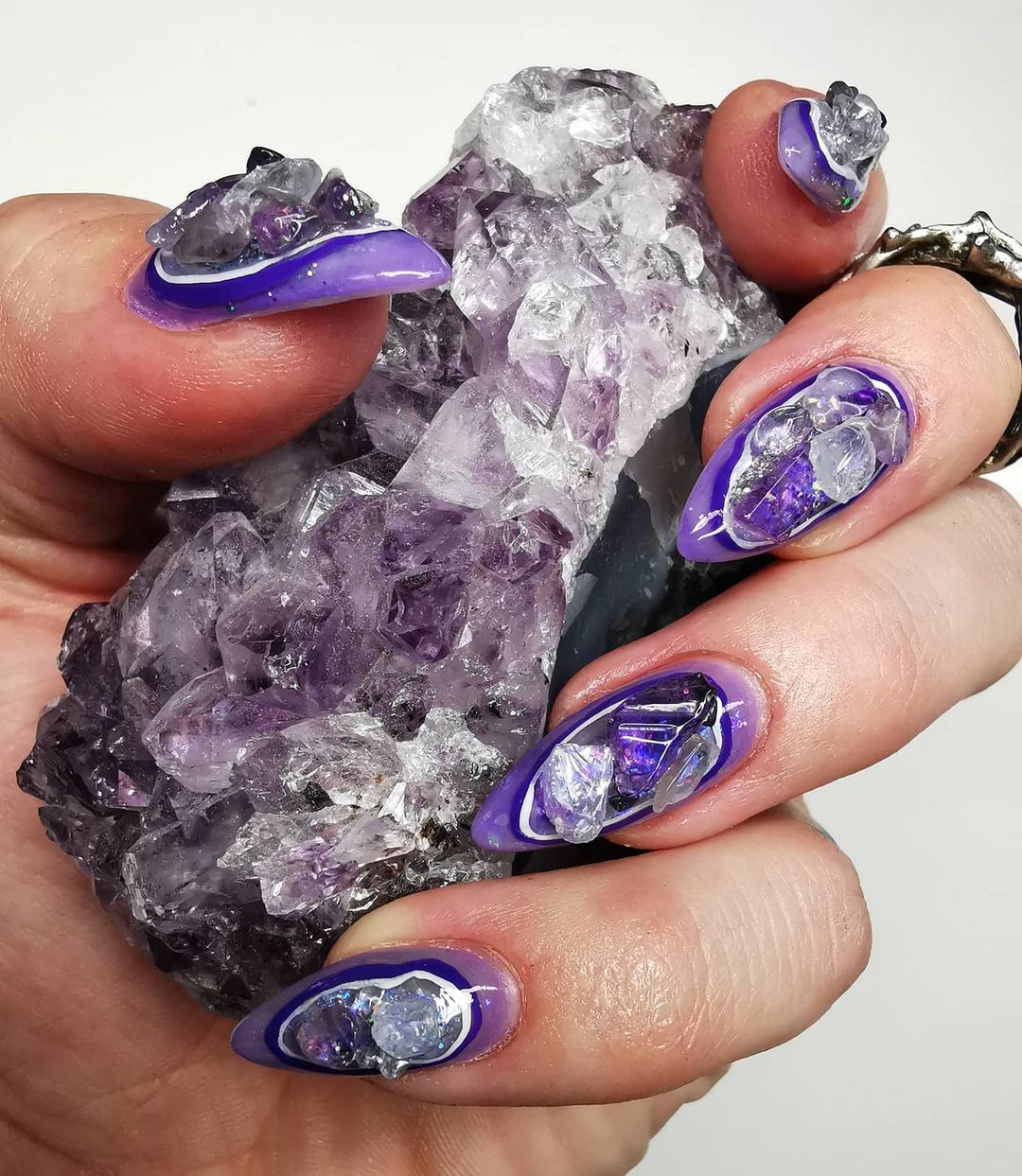 Landscape-Inspired Nail Art Trends to Try in 2022 - My Daily Magazine ...